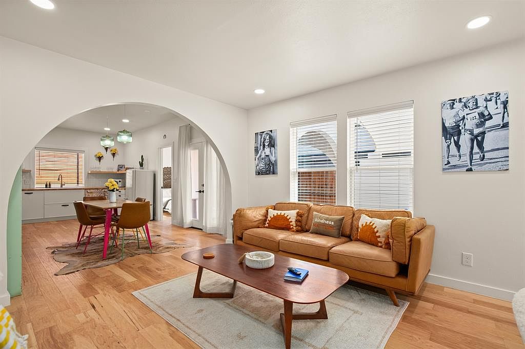 2310 Santa Rita St, Austin, TX 78702 | MLS #4588029 | Zillow