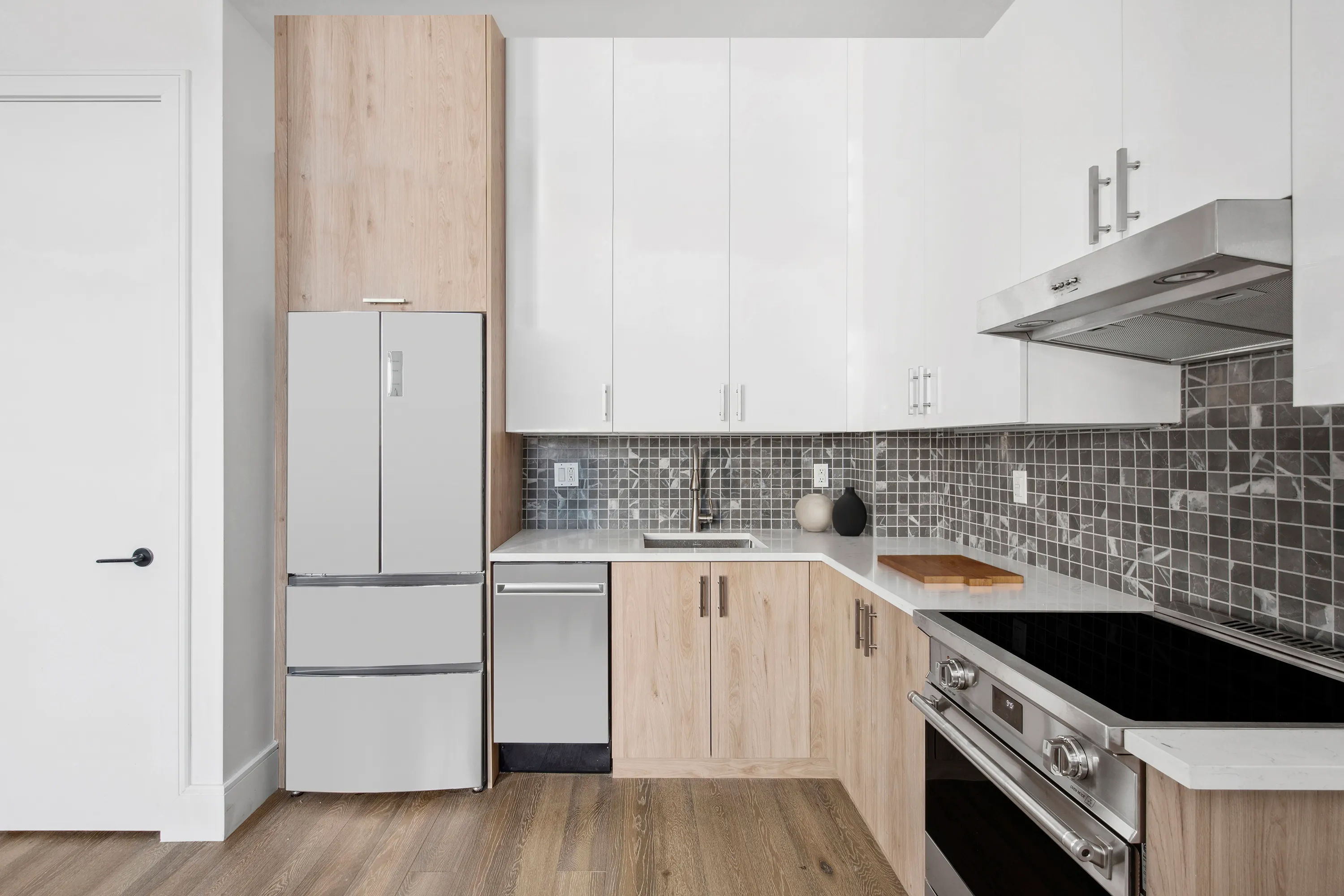 68 North Henry Street #3B in Greenpoint, Brooklyn | StreetEasy
