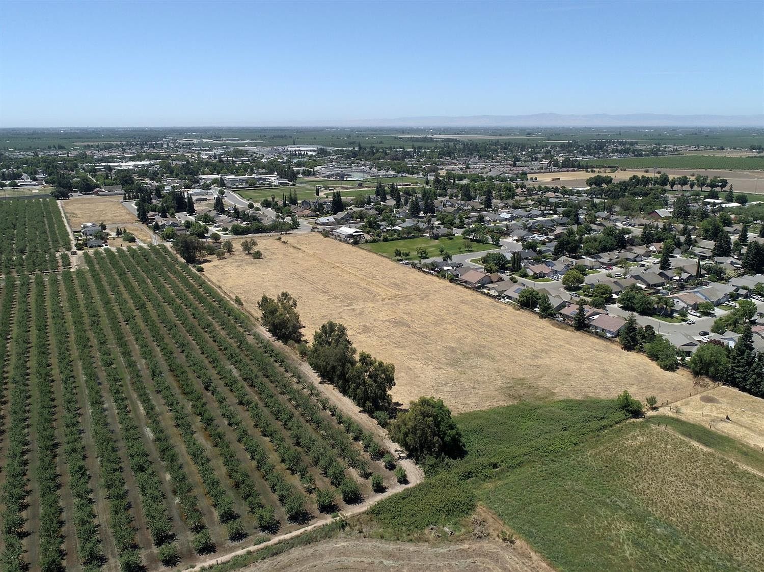 25931 Miller Ave, Escalon, CA 95320 | Zillow