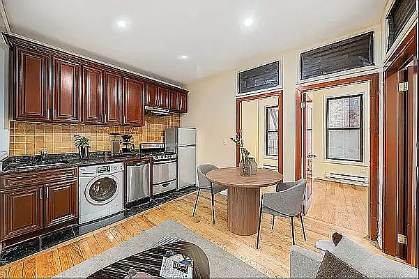 203 W 109th St APT 5R, New York, NY 10025 | Zillow