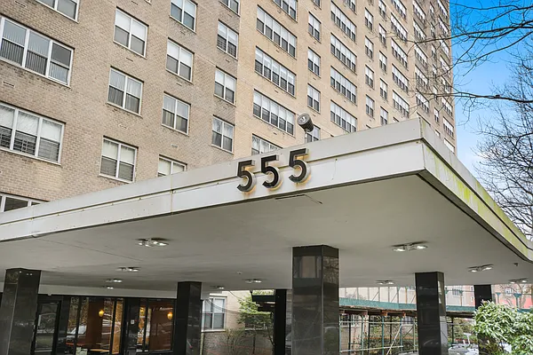 555 Kappock Street #4U in Spuyten Duyvil, Bronx | StreetEasy