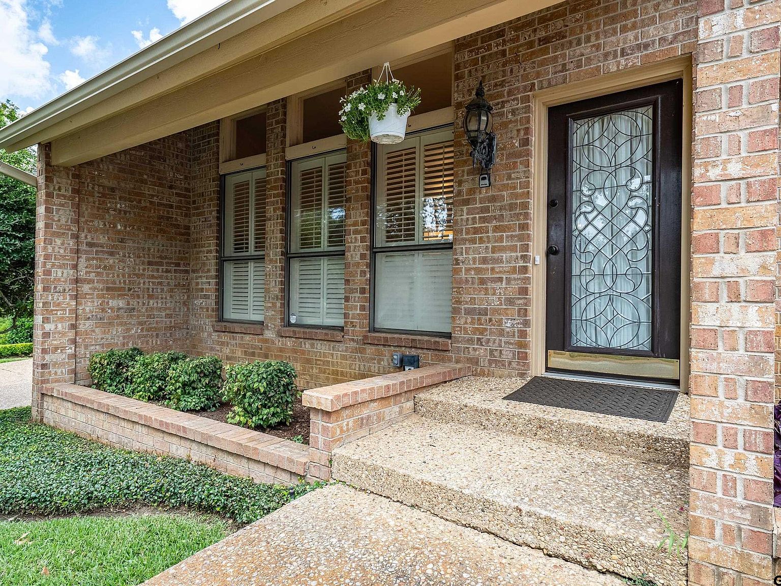 906 Woodhall Ct, Tyler, TX 75703 | Zillow