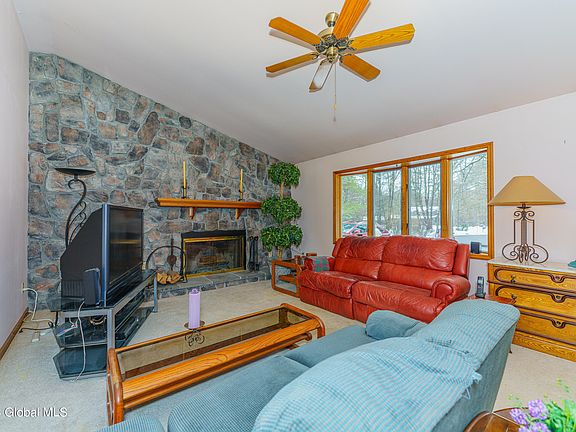 3 Pinebrook Dr, Ballston Spa, NY 12020 | MLS #202312682 | Zillow