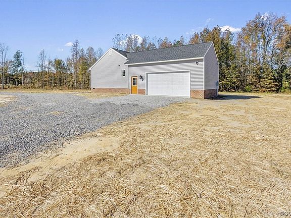 14400 Little Billy Ln, Disputanta, VA 23842 | Zillow