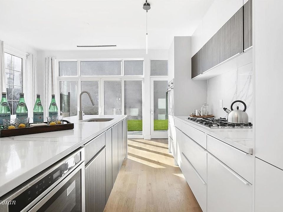 202 N 8th St, Brooklyn, NY 11211 | Zillow