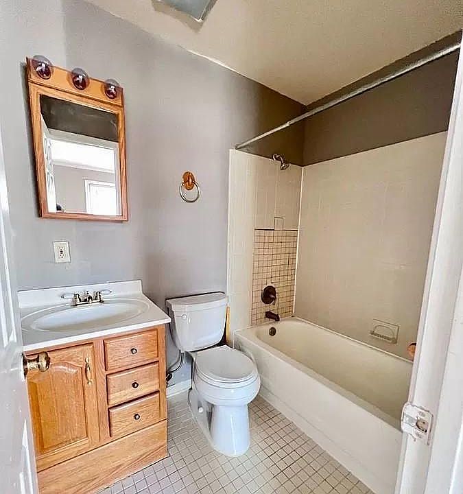 2904 11th St NW APT B, Washington, DC 20001 | Zillow