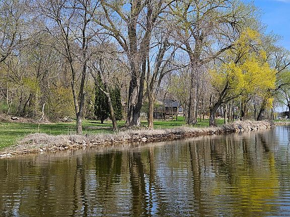 6820 French Lake Ct, Faribault, MN 55021 | MLS #6368578 | Zillow