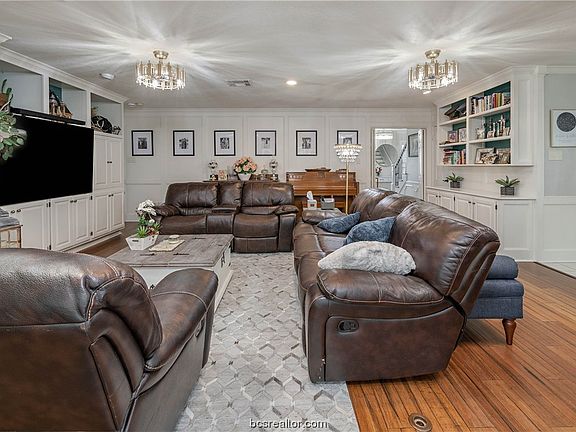 2905 Rustling Oaks Dr, Bryan, TX 77802 | MLS #23011652 | Zillow