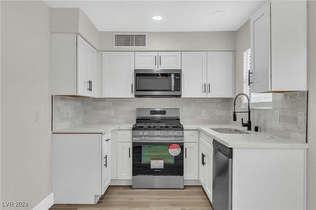 8064 Cimarron Ridge Dr UNIT 101, Las Vegas, NV 89128 | Zillow