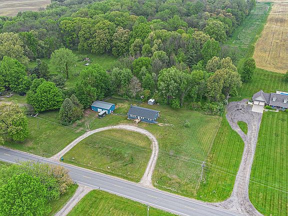 21164 Calvin Hill St, Cassopolis, MI 49031 | MLS #25022214 | Zillow