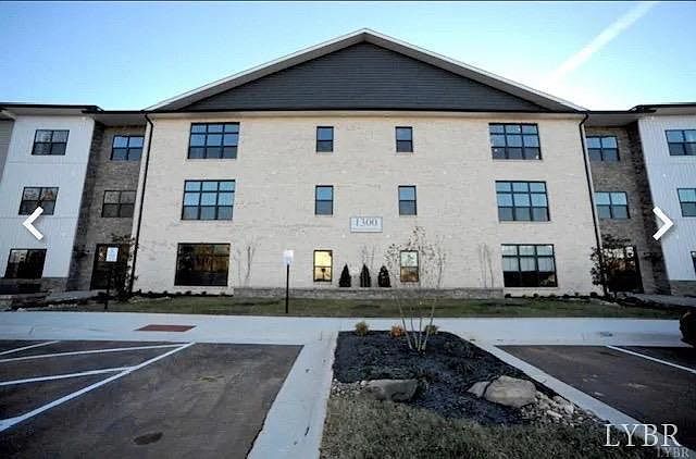 1300 Stoney Ridge Blvd UNIT 203, Forest, VA 24551 | Zillow