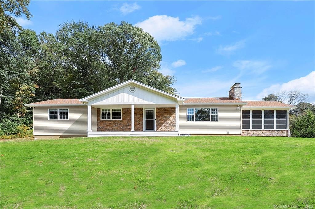 6 Split Rock Rd, Trumbull, CT 06611 | MLS #170603439 | Zillow