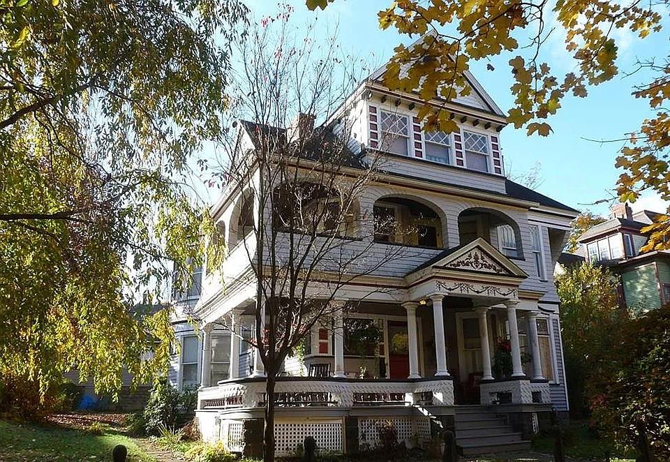 309 W 1st St, Oil City, PA 16301 | Zillow