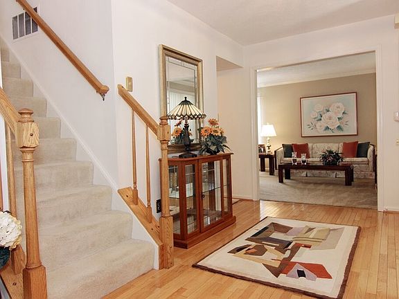 347 Silver Ridge Dr, Sterling, VA 20164 | Zillow