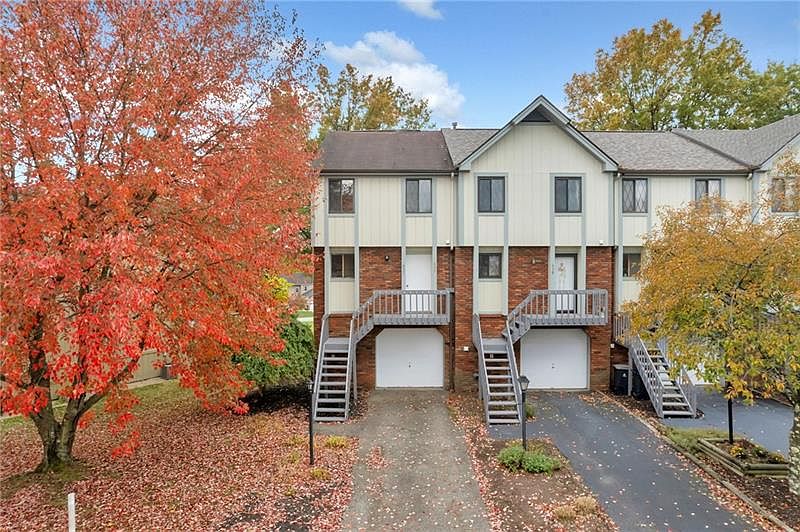 637 Sunset Cir, Cranberry Township, PA 16066 | MLS #1629044 | Zillow