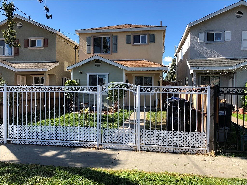 13305 S Largo Ave, Compton, CA 90222 | Zillow