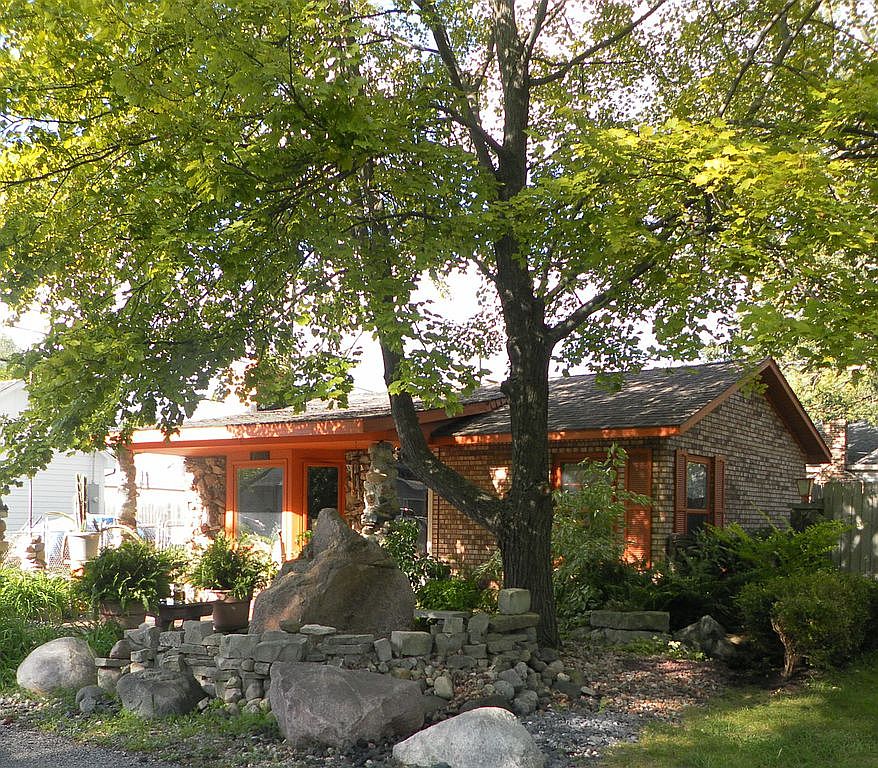 109 Monticello St, Novi, MI 48377 | Zillow