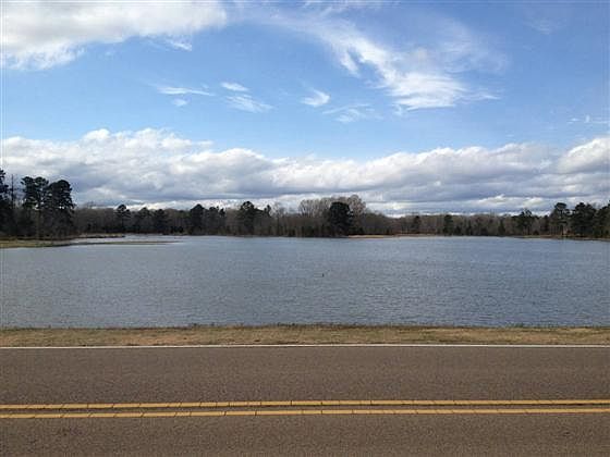 152 Lake Dockery Dr, Byram, MS 39272 | Zillow