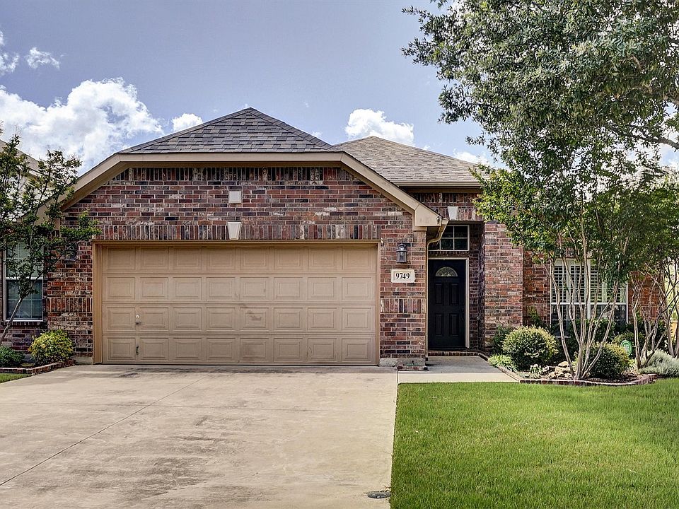 9749 Stripling Dr, Fort Worth, TX 76244 | Zillow