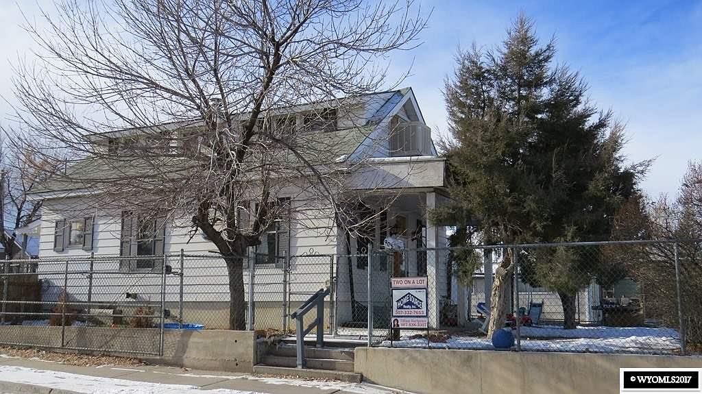 905 Main St, Lander, WY 82520 | Zillow
