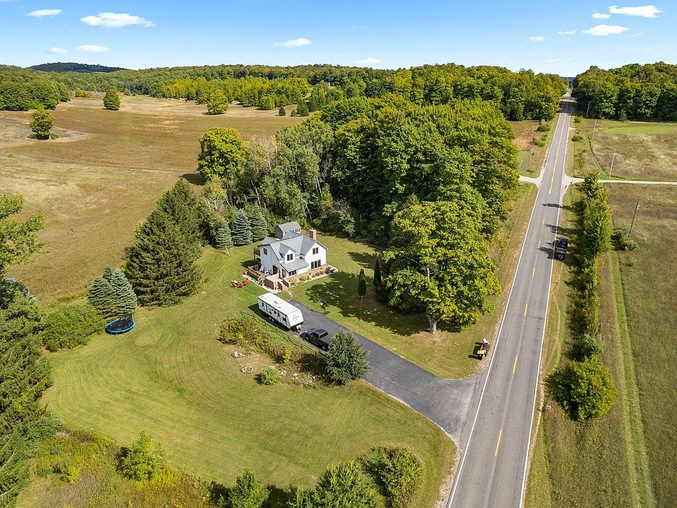 4153 E Hohnke Rd, Cedar, MI 49621 | Zillow