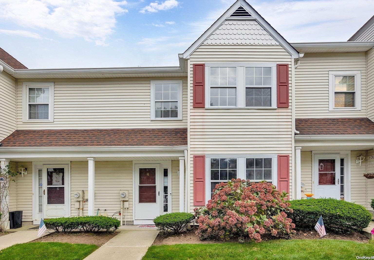 4 Stratford Green #4, Farmingdale, NY 11735 | Zillow