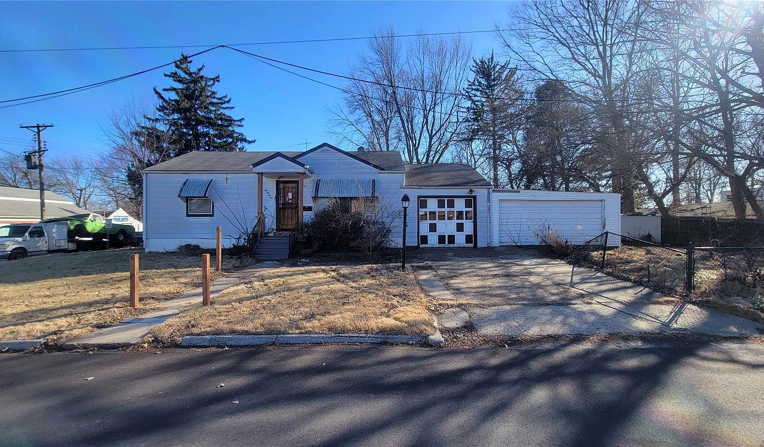 6261 Hancock Ave, Berkeley, MO 63134 | Zillow