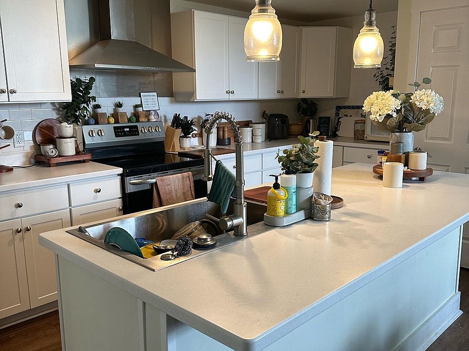 311 Alexander St Rochester NY | Zillow