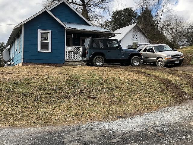 202 Trimble Dr, Marion, VA 24354 | Zillow