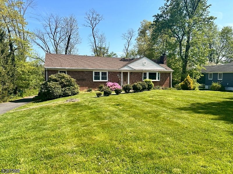 61 Spring Brook Rd, Morristown, NJ 07960 | Zillow