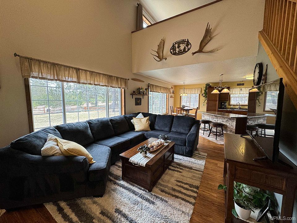 119 Chocolay Downs Golf Dr, Marquette, MI 49855 | Zillow