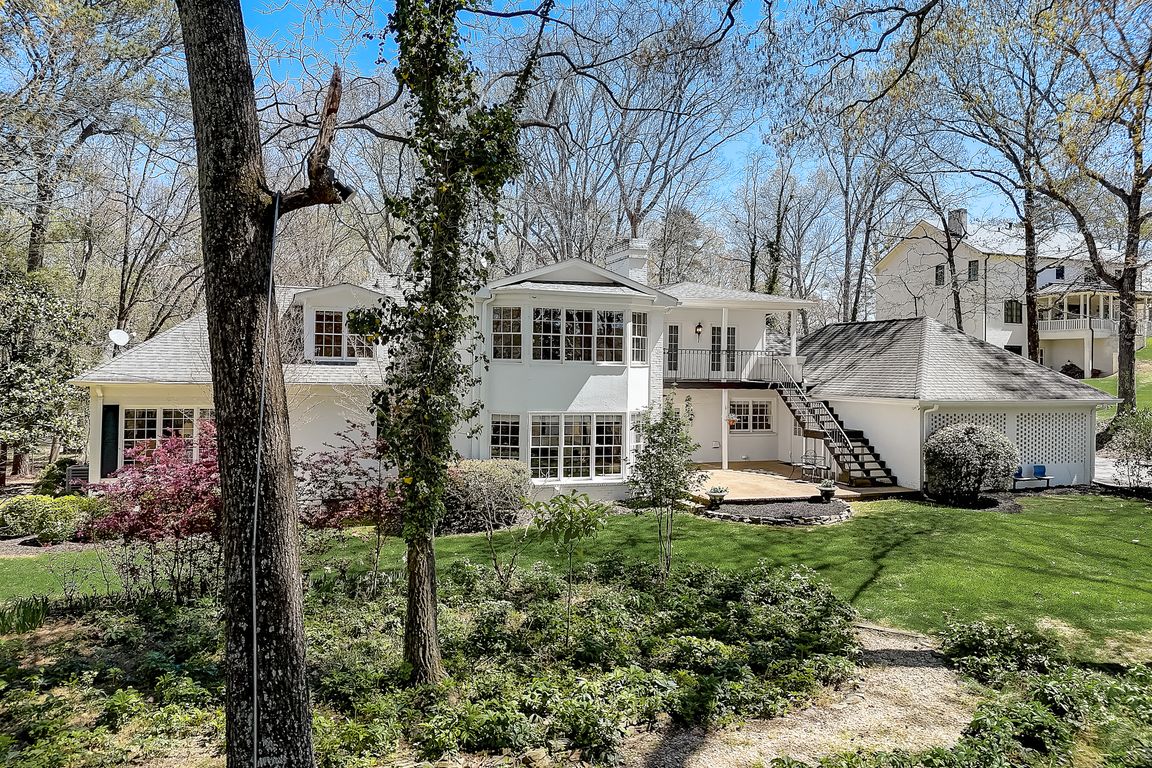 3205 Spalding Dr, Sandy Springs, GA 30350 | Zillow