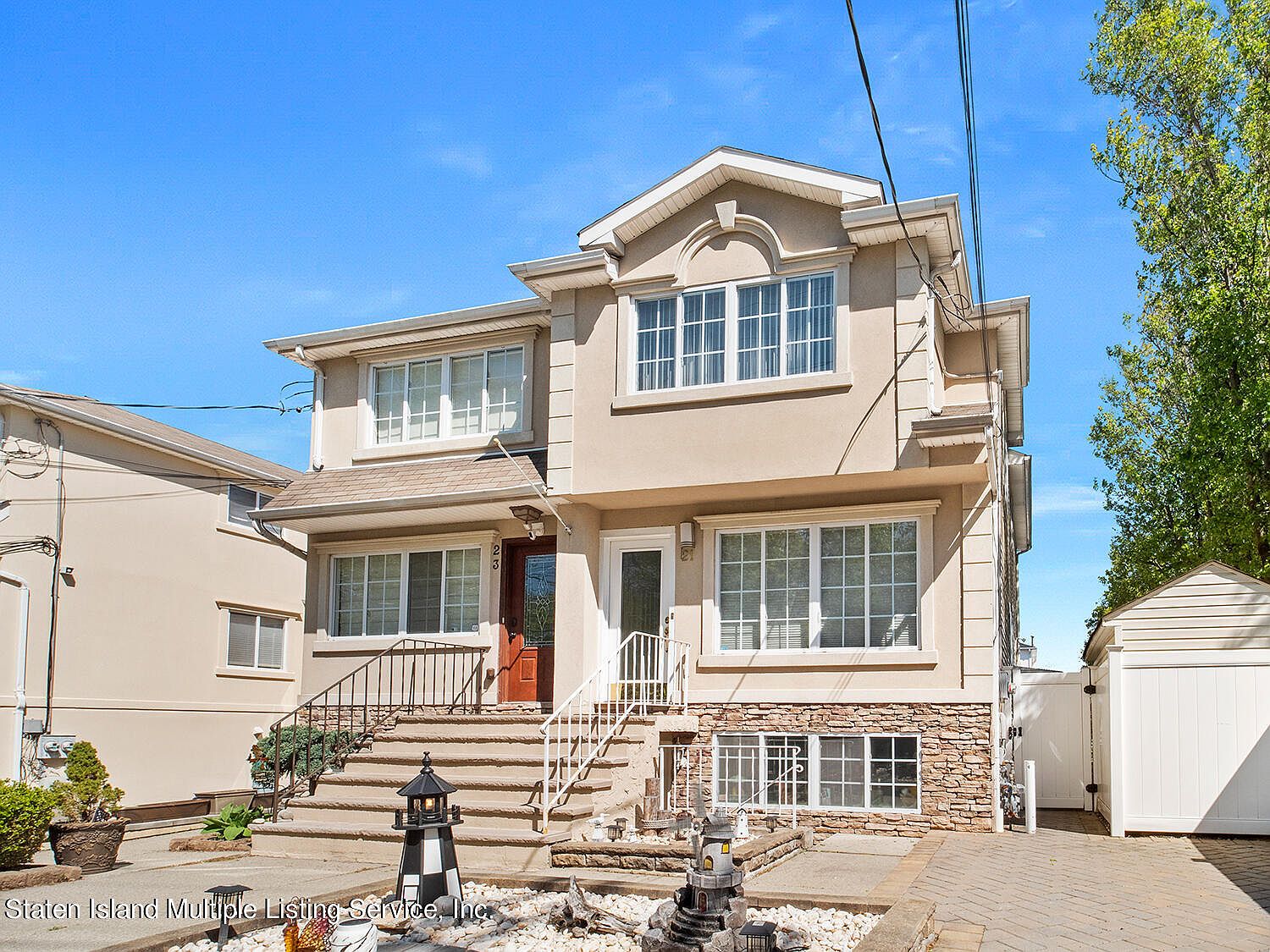 21 Clay Pit Rd, Staten Island, NY 10309 | Zillow