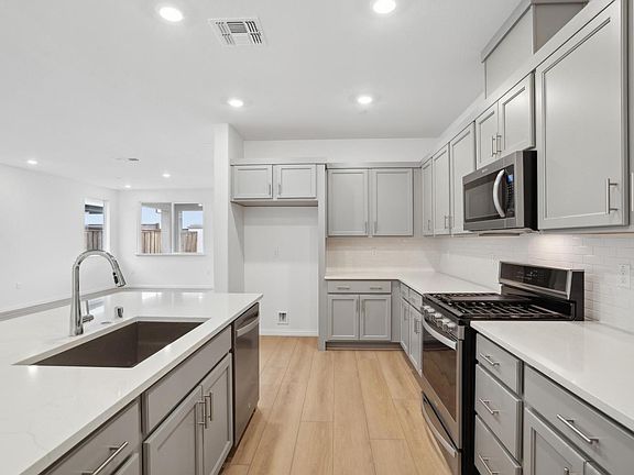 17846 Brightwood Ave, Lathrop, CA 95330 | MLS #41083786 | Zillow