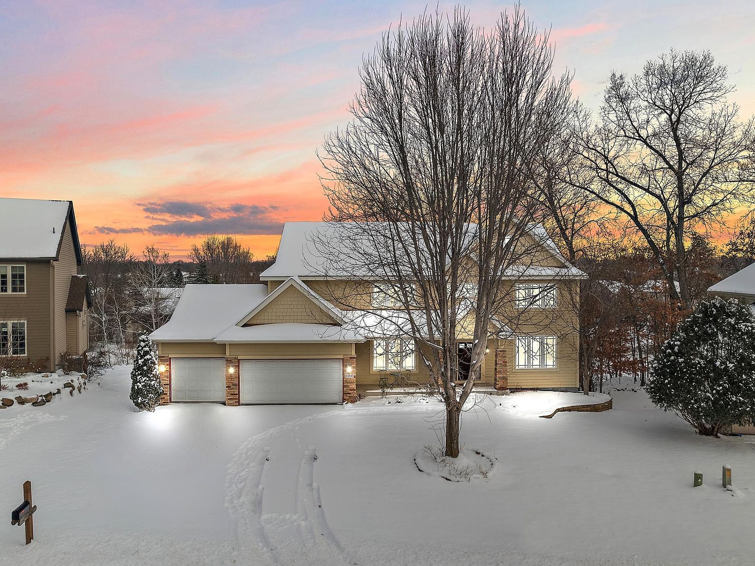 6906 Lydia Ln, Woodbury, MN 55125 | Zillow
