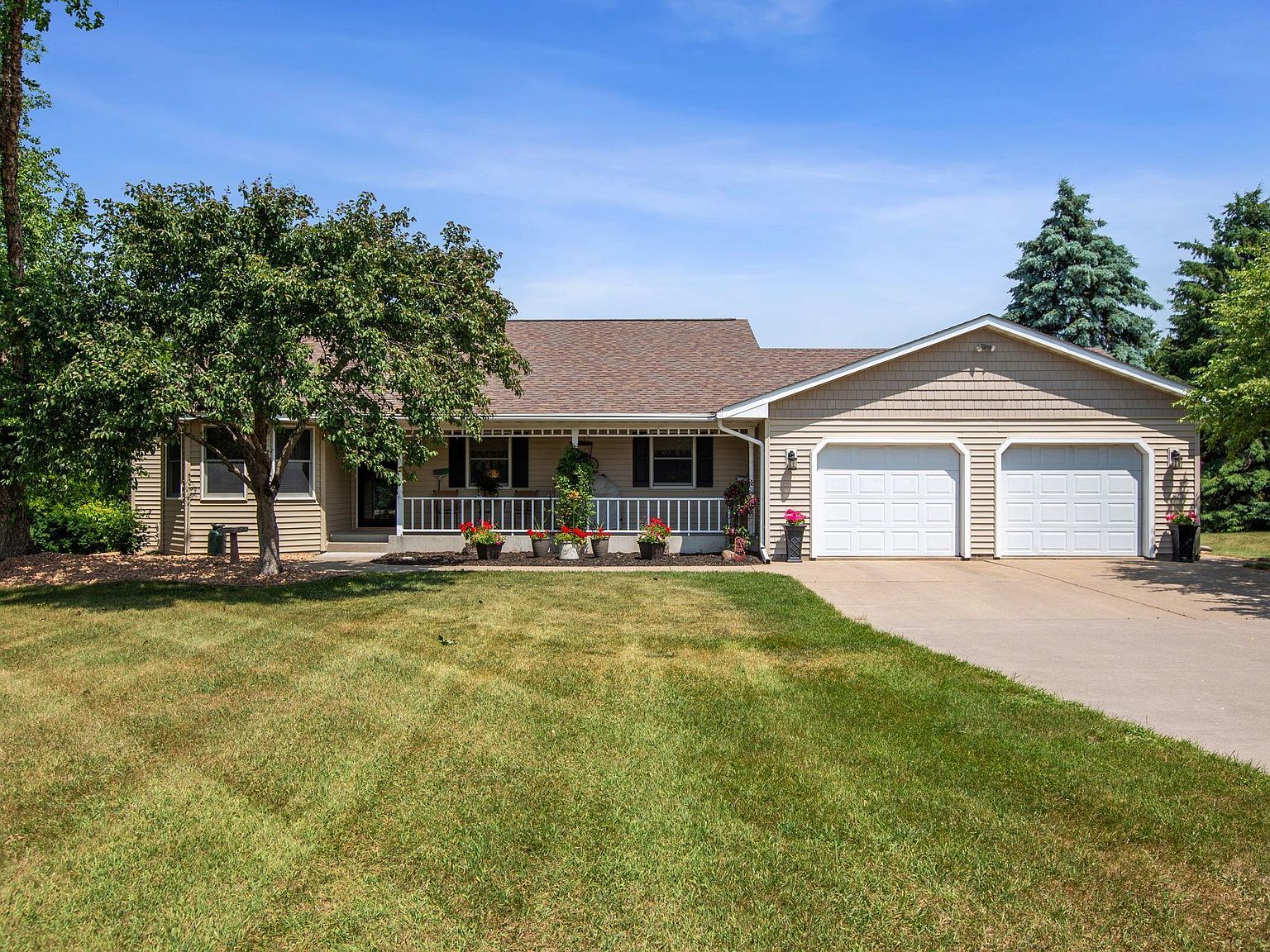 1420 County Rd E, New Richmond, WI 54017 | MLS #6384354 | Zillow