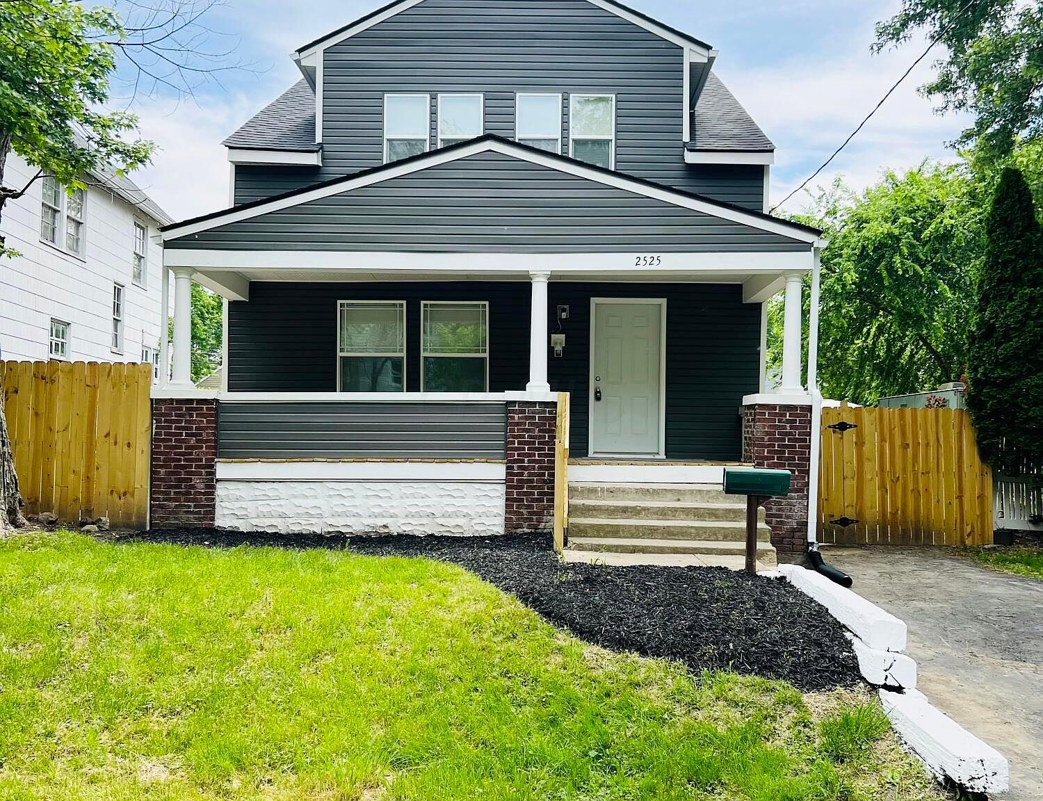 2525 Ridge Ave, Columbus, OH 43204 | Zillow