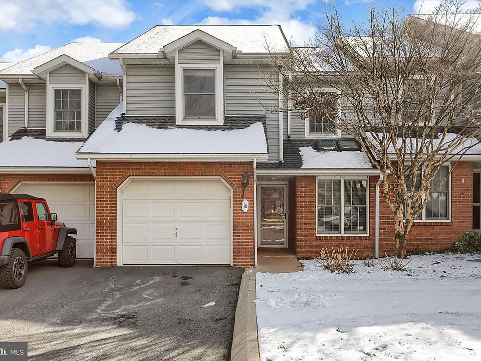 1460 Blue Course Dr APT 16, State College, PA 16801 | Zillow