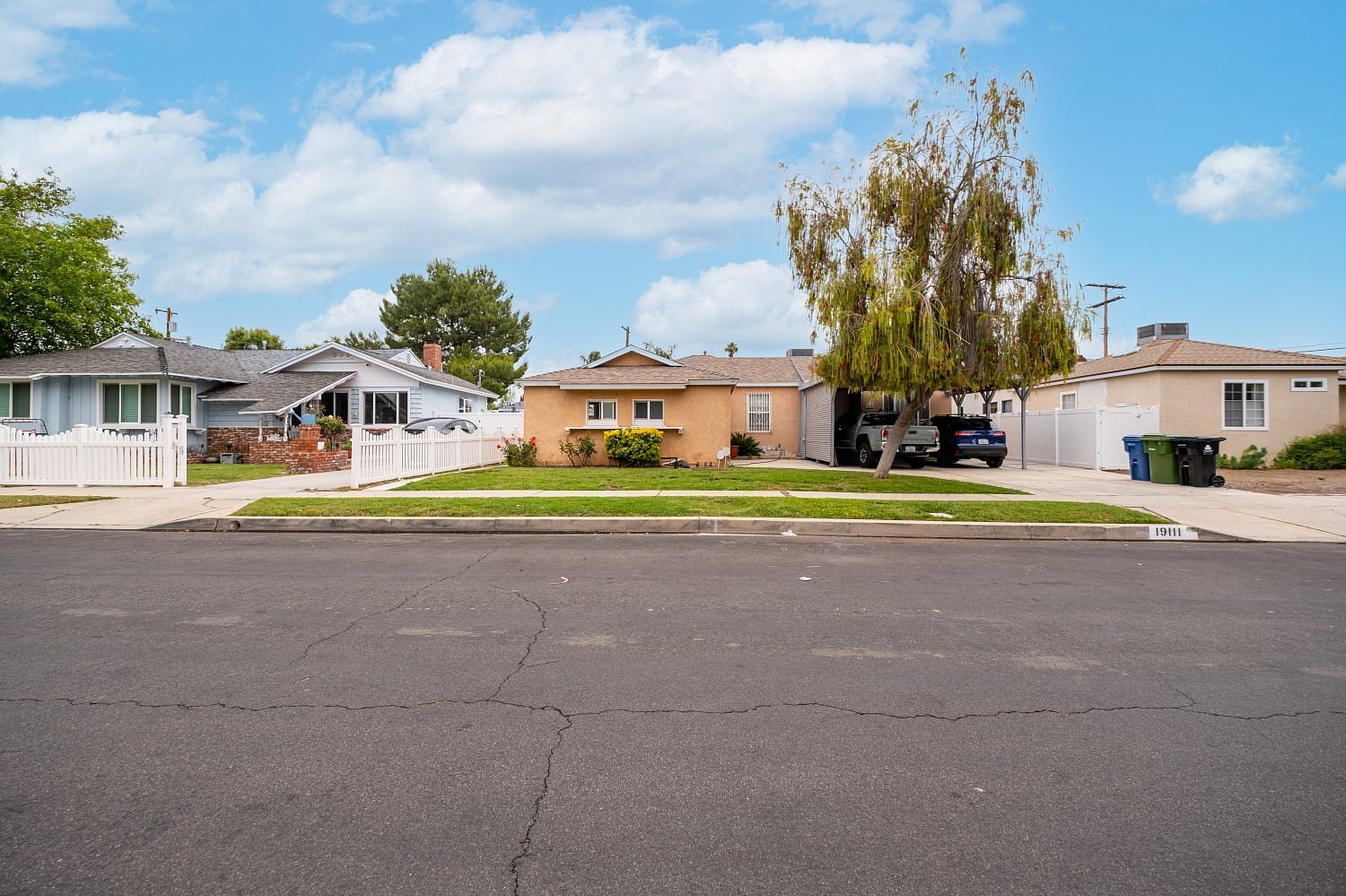 19111 Erwin St #B, Reseda, CA 91335 | Zillow