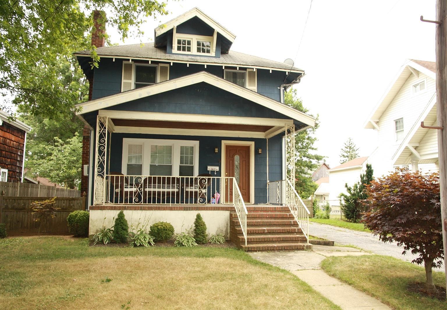 90 Vincent Pl, Lynbrook, NY 11563 | Zillow