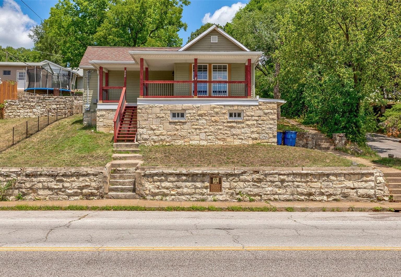 300 Boyd St, De Soto, MO 63020 | Zillow 300 Boyd St, De Soto, MO 63020 | Zillow