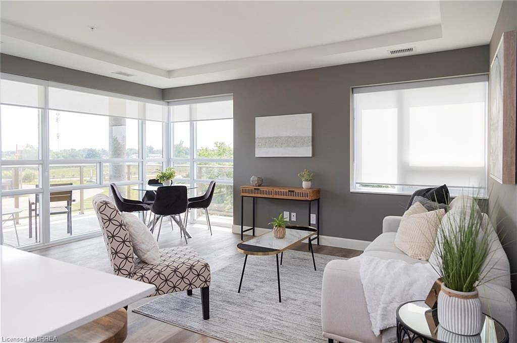 34 Norman St #304, Brantford, ON N3R 2Y1 | Zillow