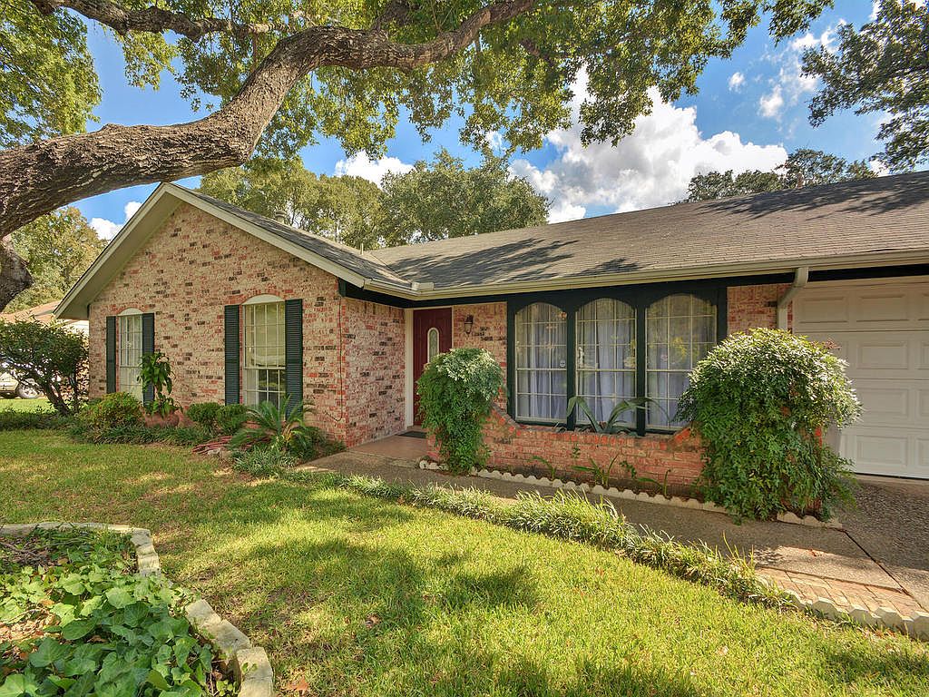 11307 Alhambra Dr, Austin, TX 78759 | Zillow