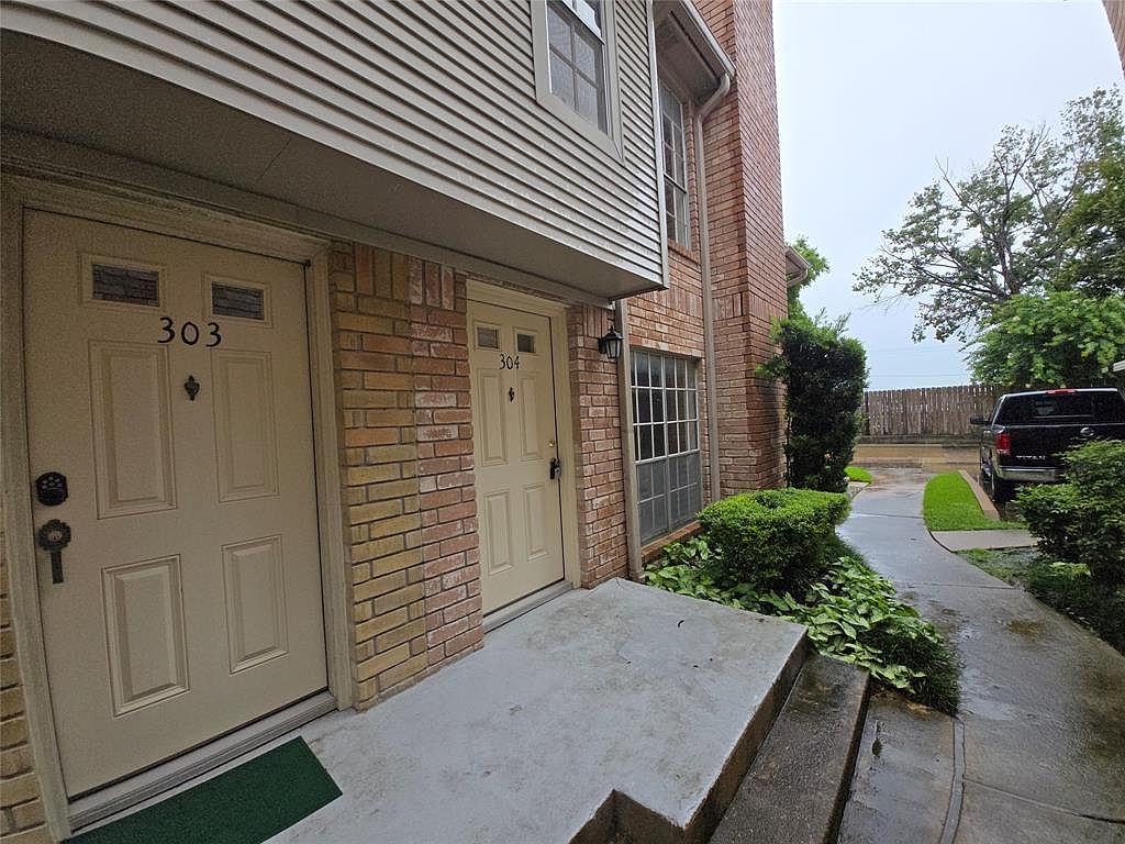 3100 Jeanetta St APT 304, Houston, TX 77063 | MLS #55717241 | Zillow