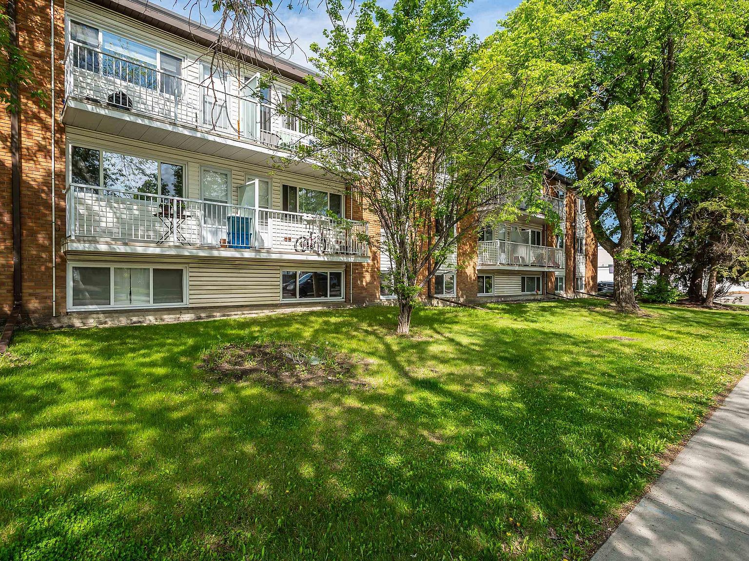 14903 92nd Ave NW #302, Edmonton, AB T5R 5B5 | MLS #E4438852 | Zillow
