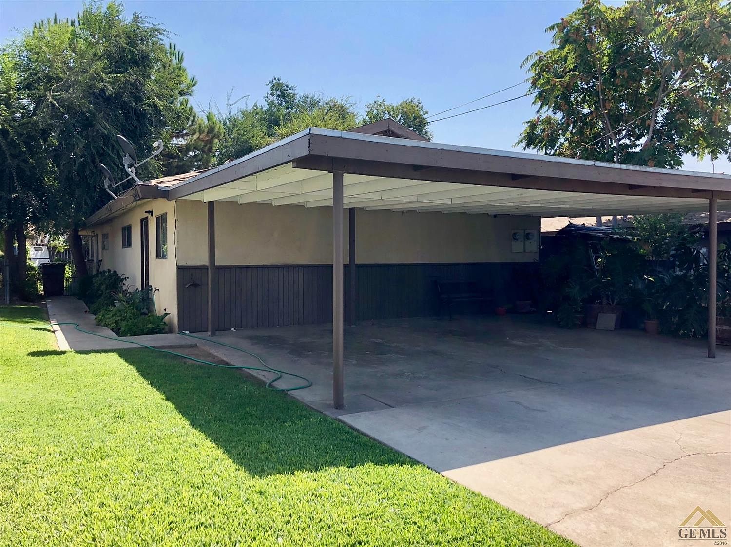 413 Tate St, Bakersfield, CA 93306 | Zillow