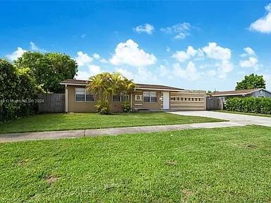10470 SW 200th St Miami FL | Zillow