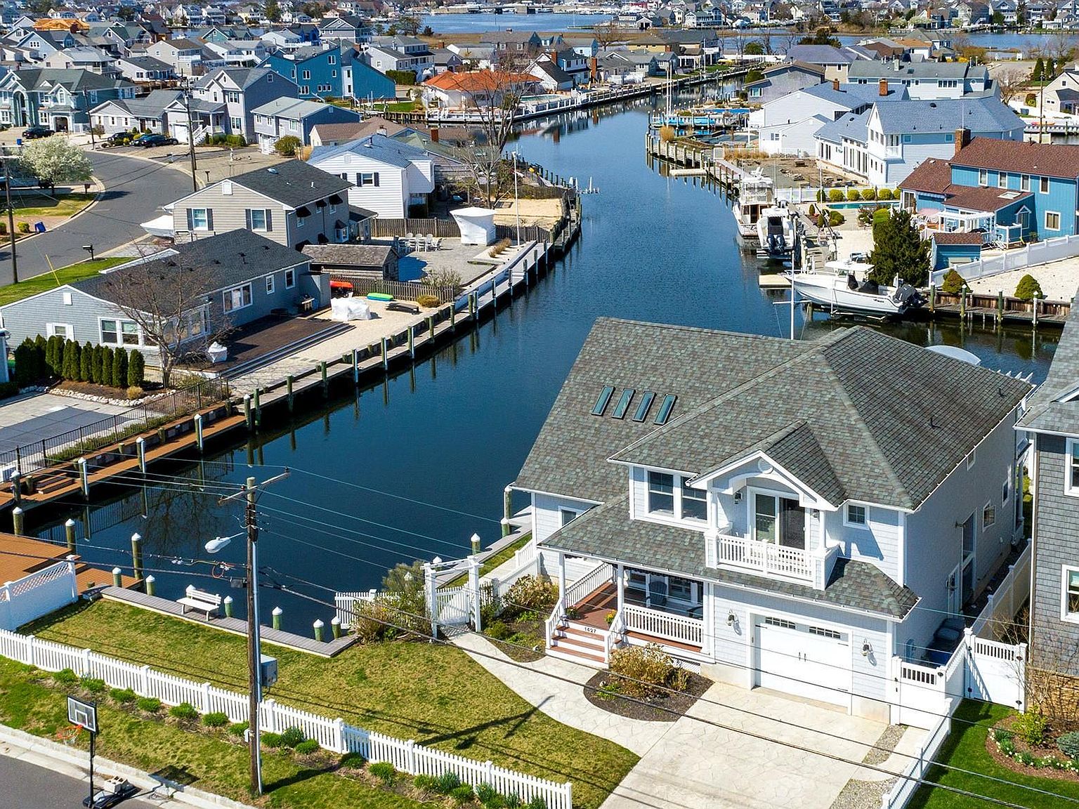 1427 Rue Mirador Point, Pt Pleasant Boro, NJ 08742 | Zillow