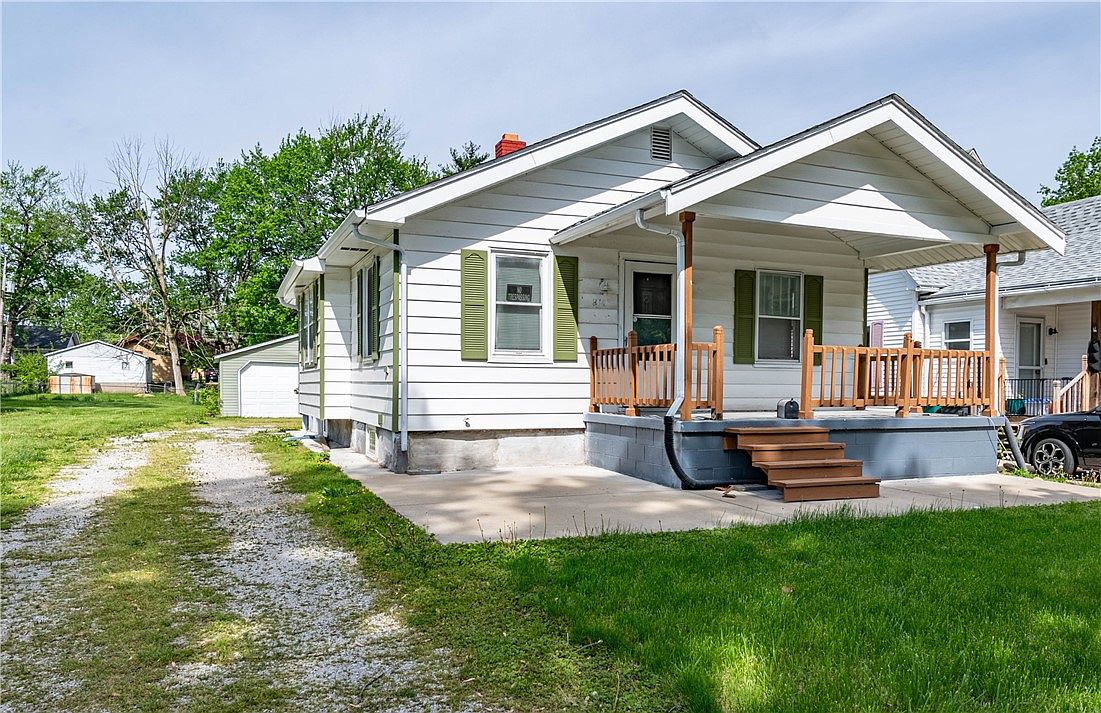 2143 N Church St, Decatur, IL 62526 | Zillow