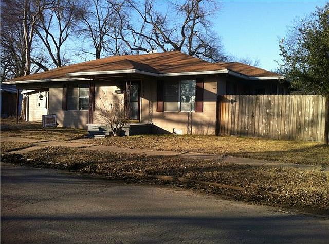 351 E Waco Ave, Cooper, TX 75432 | Zillow